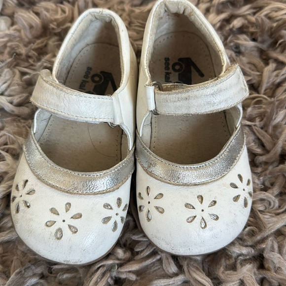 See Kai Run | Shoes | See Kai Run White Girls Sandals Mary Jane | Poshmark